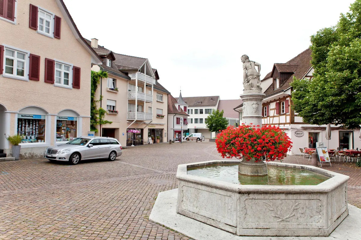 Immobilienmakler in Arlesheim - Sparen Sie durchschnittlich CHF 25'000